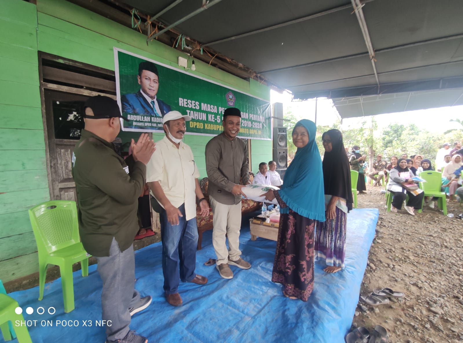 Kecipratan Bantuan Pangan Hingga Alsintan, Warga Kalimas: Ini Berkah ...